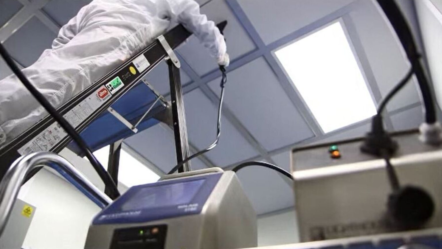 Solair Airborne Particle Counter - Lighthouse Worldwide Solutions